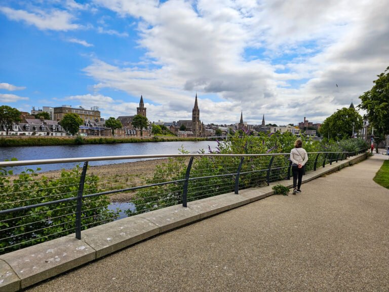 Inverness • Sehenswürdigkeiten, Erfahrungen, Tipps & B&Bs
